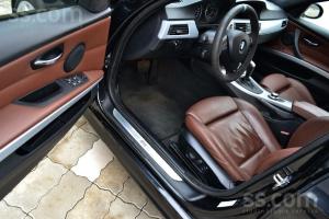Melns BMW 325 2008 Rīga, ar dzinēja tilpumu 3.00 L un nobraukumu 290 tūkst. km par 7000 €, foto 10 vietnē AUTOMOTO.COM.LV