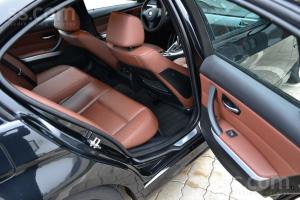 Melns BMW 325 2008 Rīga, ar dzinēja tilpumu 3.00 L un nobraukumu 290 tūkst. km par 7000 €, foto 13 vietnē AUTOMOTO.COM.LV