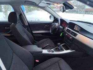 Black BMW 325 2009 in Panevezys, with an engine capacity of 2.99 L and mileage of 350 thousand km for 3888 €, photo 7 on AUTOMOTO.COM.LV