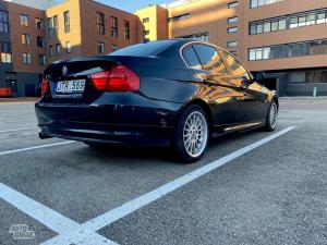Black BMW 325 2009 in Vilnius, with an engine capacity of 3.00 L and mileage of 284 thousand km for 6000 €, photo 6 on AUTOMOTO.COM.LV