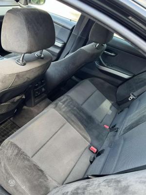 Black BMW 325 2009 in Vilnius, with an engine capacity of 2.99 L and mileage of 338 thousand km for 6990 €, photo 10 on AUTOMOTO.COM.LV