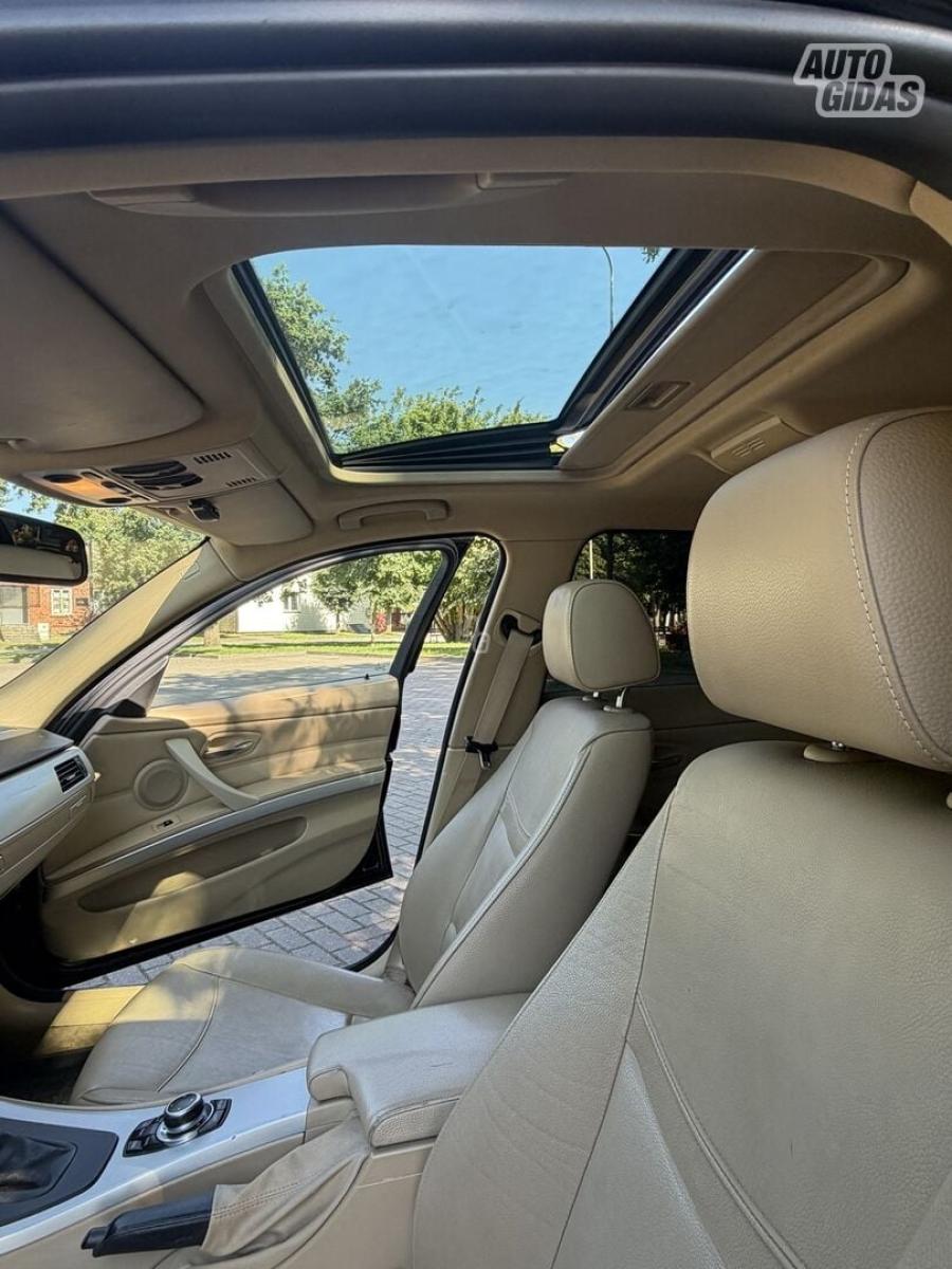 Melns BMW 325 2009 Šauļi, ar dzinēja tilpumu 2.50 L un nobraukumu 257 tūkst. km par 6750 €, foto 13 vietnē AUTOMOTO.COM.LV