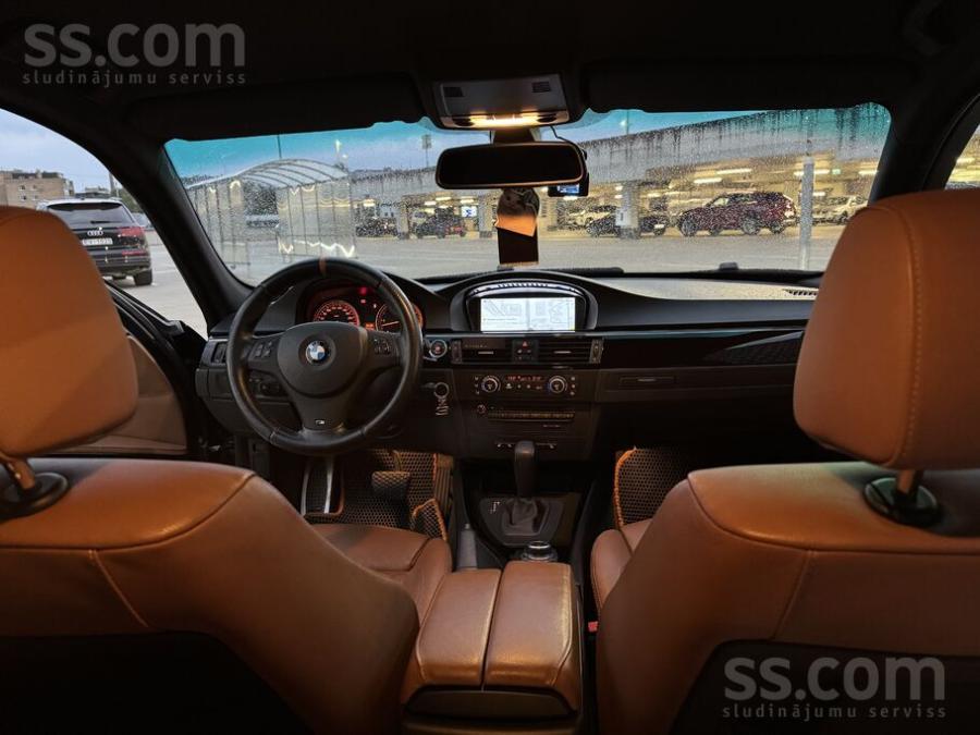 Black BMW 325 2009 in Riga, with an engine capacity of 3.00 L and mileage of 256 thousand km for 9900 €, photo 20 on AUTOMOTO.COM.LV