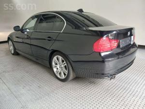 Melns BMW 325 2010 Rīga, ar dzinēja tilpumu 3.00 L un nobraukumu 336 tūkst. km par 7490 €, foto 4 vietnē AUTOMOTO.COM.LV