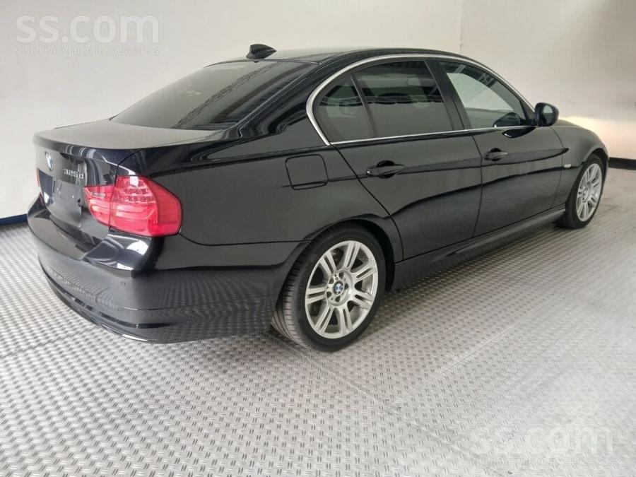 Melns BMW 325 2010 Rīga, ar dzinēja tilpumu 3.00 L un nobraukumu 336 tūkst. km par 7490 €, foto 7 vietnē AUTOMOTO.COM.LV