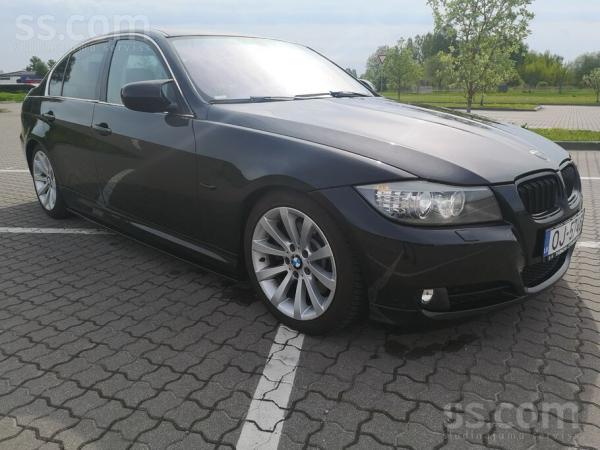 Black BMW 325 2011 in Riga, with an engine capacity of 3.00 L and mileage of 0 thousand km for 7290 €, photo 3 on AUTOMOTO.COM.LV