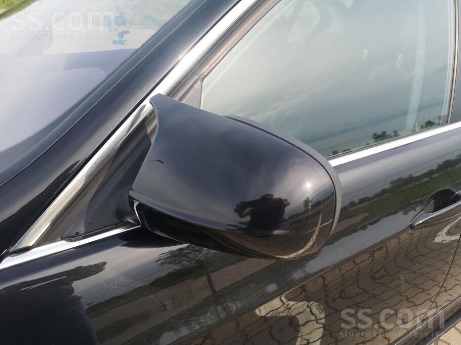 Black BMW 325 2011 in Riga, with an engine capacity of 3.00 L and mileage of 0 thousand km for 7290 €, photo 10 on AUTOMOTO.COM.LV