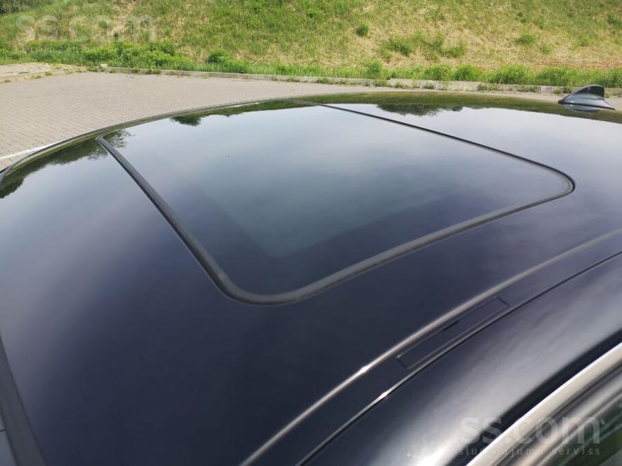 Black BMW 325 2011 in Riga, with an engine capacity of 3.00 L and mileage of 0 thousand km for 7290 €, photo 12 on AUTOMOTO.COM.LV