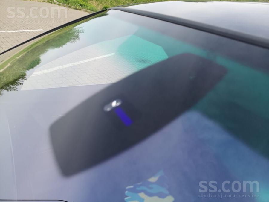 Black BMW 325 2011 in Riga, with an engine capacity of 3.00 L and mileage of 0 thousand km for 7290 €, photo 13 on AUTOMOTO.COM.LV