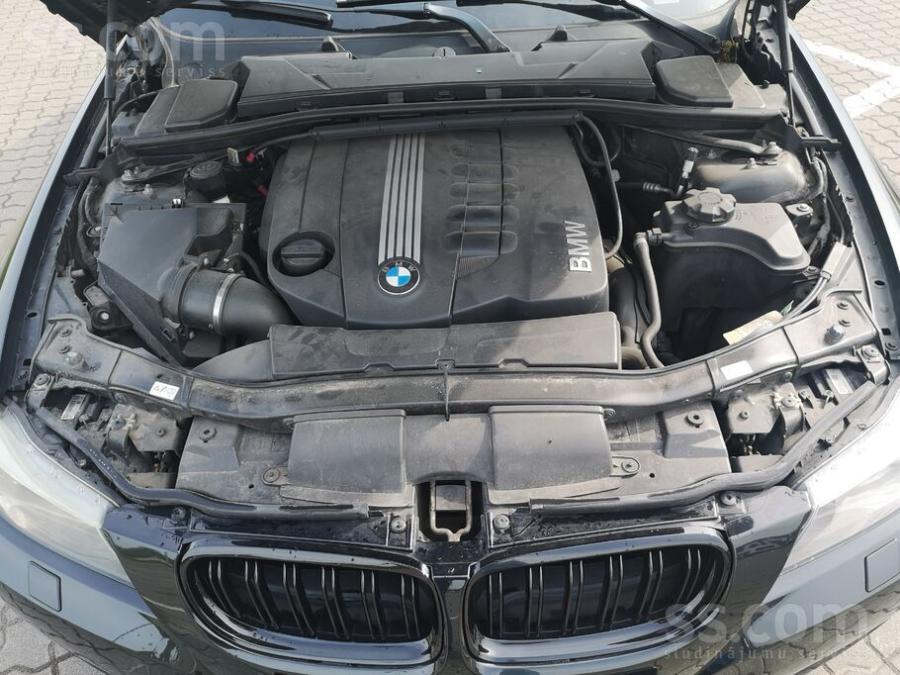 Black BMW 325 2011 in Riga, with an engine capacity of 3.00 L and mileage of 0 thousand km for 7290 €, photo 22 on AUTOMOTO.COM.LV