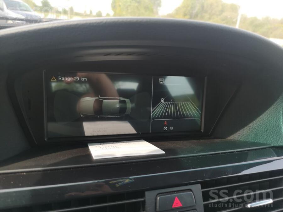 Black BMW 325 2011 in Riga, with an engine capacity of 3.00 L and mileage of 0 thousand km for 7290 €, photo 23 on AUTOMOTO.COM.LV
