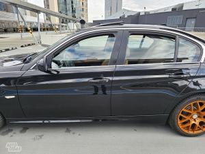 Черный БМВ 325 2011 в Вильнюс, объемом двигателя 3.00 л и пробегом 207 тыс. км за 6900 €, фото 8 на AUTOMOTO.COM.LV