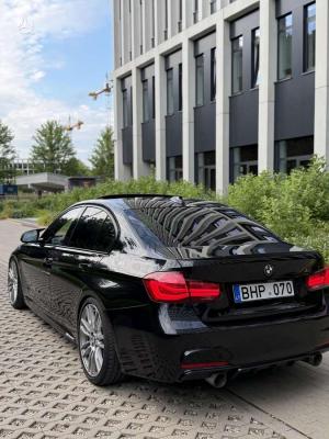 Black BMW 325 2017 in Vilnius, with an engine capacity of 2.00 L and mileage of 227 thousand km for 17000 €, photo 5 on AUTOMOTO.COM.LV