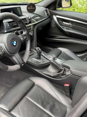 Black BMW 325 2017 in Vilnius, with an engine capacity of 2.00 L and mileage of 227 thousand km for 17000 €, photo 16 on AUTOMOTO.COM.LV