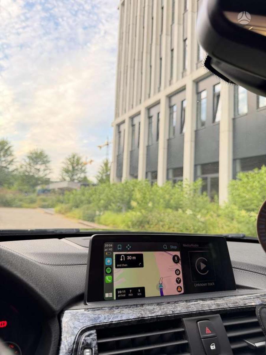 Black BMW 325 2017 in Vilnius, with an engine capacity of 2.00 L and mileage of 227 thousand km for 17000 €, photo 18 on AUTOMOTO.COM.LV