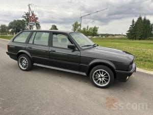 Black BMW 325 1991 in Riga, with an engine capacity of 2.50 L and mileage of 209 thousand km for 14800 €, photo 4 on AUTOMOTO.COM.LV