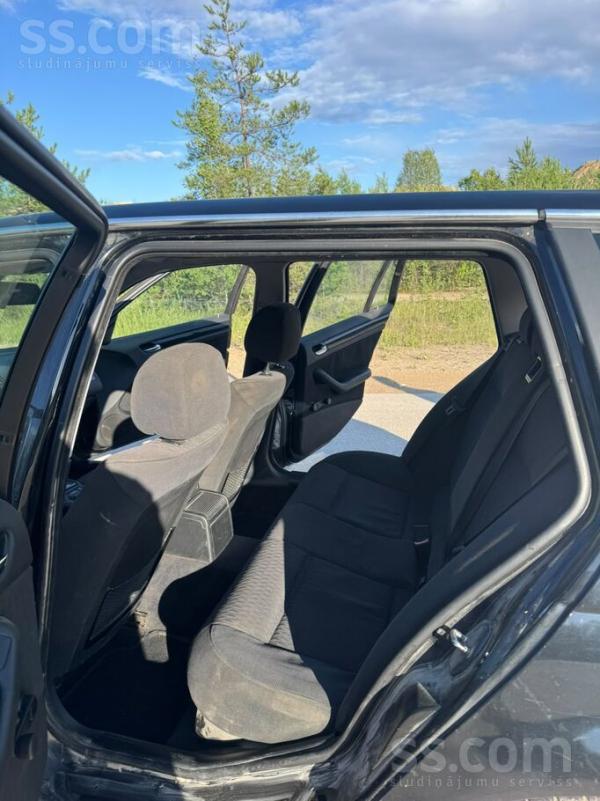 Melns BMW 325 2001 Aizkraukle, ar dzinēja tilpumu 2.50 L un nobraukumu 313 tūkst. km par 2699 €, foto 6 vietnē AUTOMOTO.COM.LV