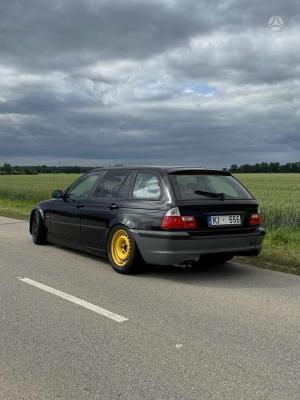 Black BMW 325 2001 in Bauska, with an engine capacity of 2.49 L and mileage of 374 thousand km for 2500 €, photo 5 on AUTOMOTO.COM.LV