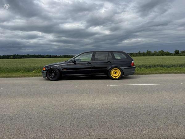Black BMW 325 2001 in Bauska, with an engine capacity of 2.49 L and mileage of 374 thousand km for 2500 €, photo 6 on AUTOMOTO.COM.LV