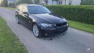 Black BMW 325 2005 in Kaunas, with an engine capacity of 2.50 L and mileage of 331 thousand km for 3450 €, photo  on AUTOMOTO.COM.LV