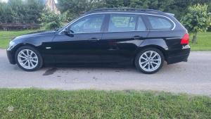 Black BMW 325 2005 in Kaunas, with an engine capacity of 2.50 L and mileage of 331 thousand km for 3450 €, photo 7 on AUTOMOTO.COM.LV
