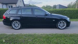 Black BMW 325 2005 in Kaunas, with an engine capacity of 2.50 L and mileage of 331 thousand km for 3450 €, photo 12 on AUTOMOTO.COM.LV