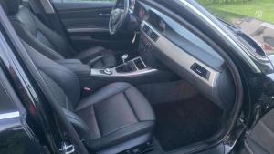 Black BMW 325 2005 in Kaunas, with an engine capacity of 2.50 L and mileage of 331 thousand km for 3450 €, photo 16 on AUTOMOTO.COM.LV