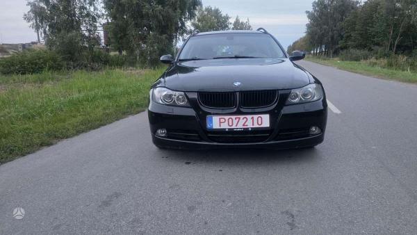 Melns BMW 325 2005 Kauņa, ar dzinēja tilpumu 2.50 L un nobraukumu 331 tūkst. km par 3950 €, foto 4 vietnē AUTOMOTO.COM.LV