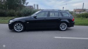 Black BMW 325 2005 in Kaunas, with an engine capacity of 2.50 L and mileage of 331 thousand km for 3950 €, photo 10 on AUTOMOTO.COM.LV