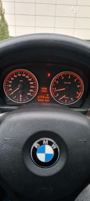 Melns BMW 325 2006 Trakai, ar dzinēja tilpumu 2.50 L un nobraukumu 310 tūkst. km par 4500 €, foto 13 vietnē AUTOMOTO.COM.LV