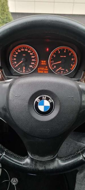 Melns BMW 325 2006 Trakai, ar dzinēja tilpumu 2.50 L un nobraukumu 310 tūkst. km par 4500 €, foto 14 vietnē AUTOMOTO.COM.LV