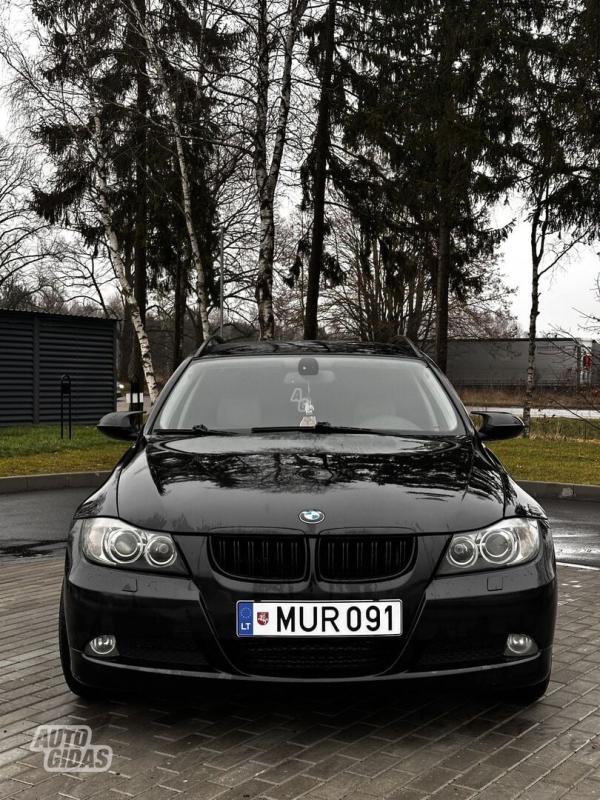 Black BMW 325 2006 in Vilnius, with an engine capacity of 3.00 L and mileage of 348 thousand km for 4200 €, photo 1 on AUTOMOTO.COM.LV