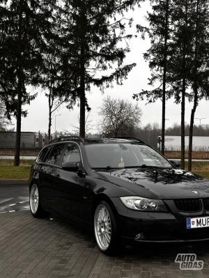 Black BMW 325 2006 in Vilnius, with an engine capacity of 3.00 L and mileage of 348 thousand km for 4200 €, photo 3 on AUTOMOTO.COM.LV