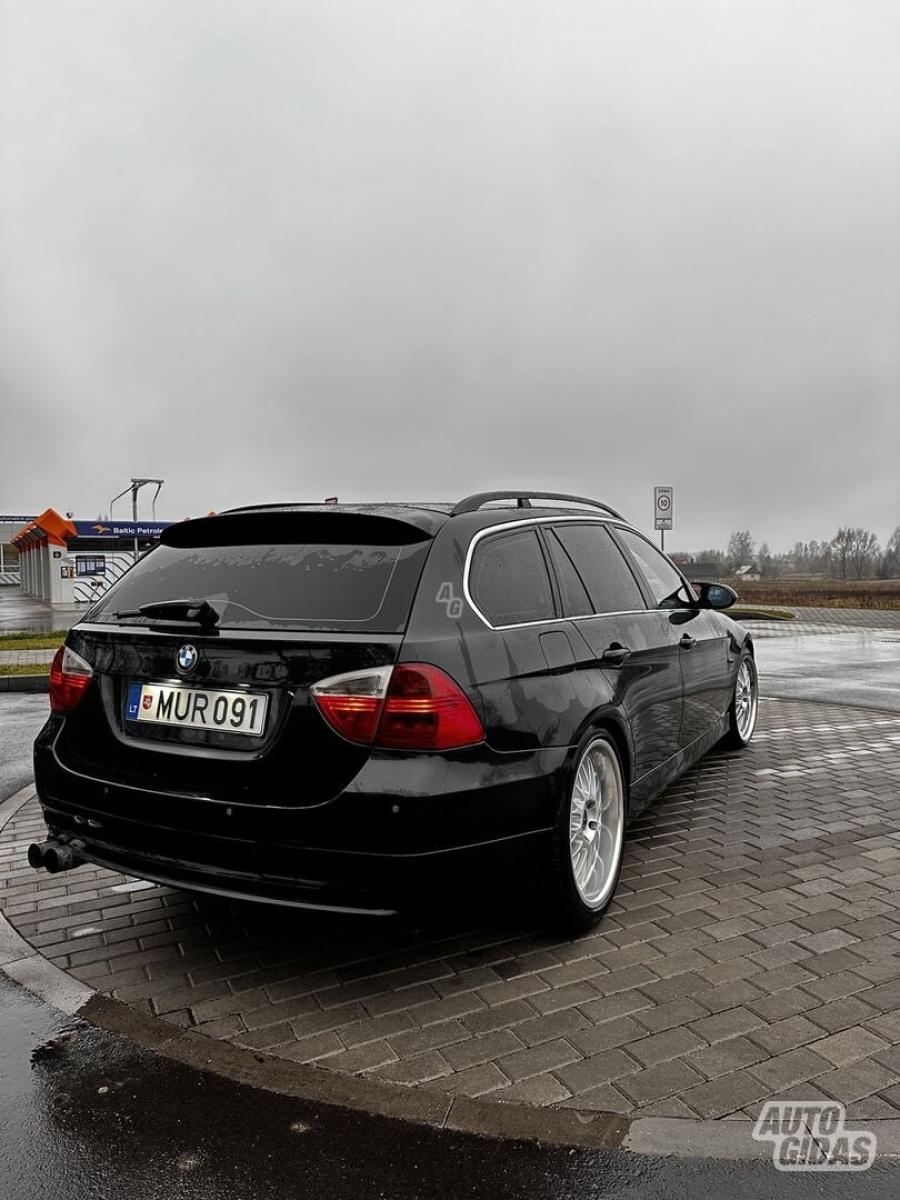 Black BMW 325 2006 in Vilnius, with an engine capacity of 3.00 L and mileage of 348 thousand km for 4200 €, photo 8 on AUTOMOTO.COM.LV