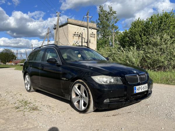 Melns BMW 325 2006 Ariogala, ar dzinēja tilpumu 2.50 L un nobraukumu 191 tūkst. km par 2800 €, foto 1 vietnē AUTOMOTO.COM.LV