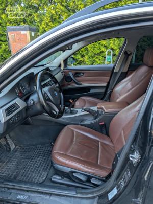 Melns BMW 325 2006 Klaipėda, ar dzinēja tilpumu 3.00 L un nobraukumu 388 tūkst. km par 2800 €, foto 7 vietnē AUTOMOTO.COM.LV