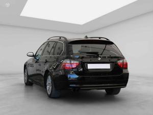 Melns BMW 325 2006 Kauņa, ar dzinēja tilpumu 2.50 L un nobraukumu 250 tūkst. km par 4390 €, foto 3 vietnē AUTOMOTO.COM.LV