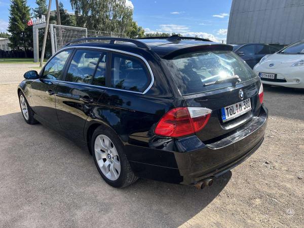 Melns BMW 325 2006 Radviliškis, ar dzinēja tilpumu 2.50 L un nobraukumu 167 tūkst. km par 4450 €, foto 6 vietnē AUTOMOTO.COM.LV