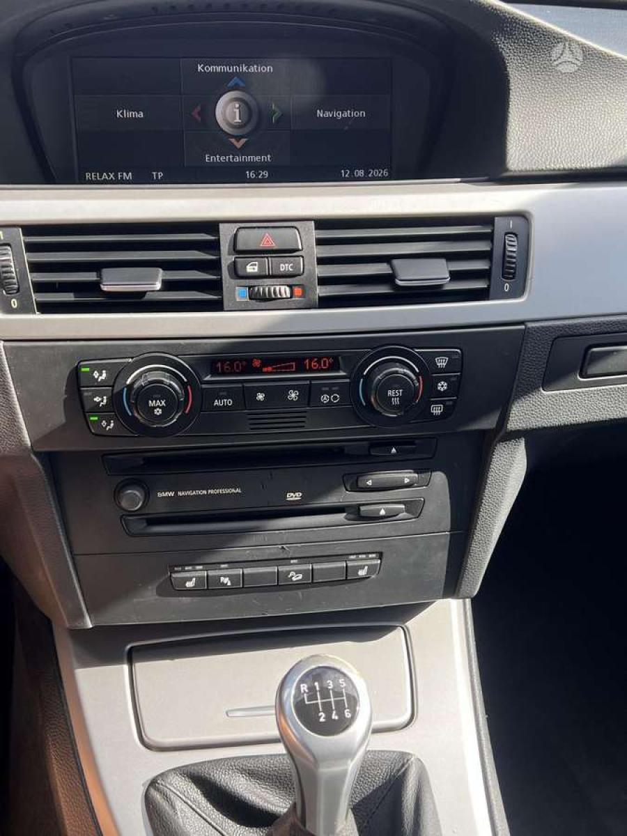 Melns BMW 325 2006 Radviliškis, ar dzinēja tilpumu 2.50 L un nobraukumu 167 tūkst. km par 4450 €, foto 13 vietnē AUTOMOTO.COM.LV