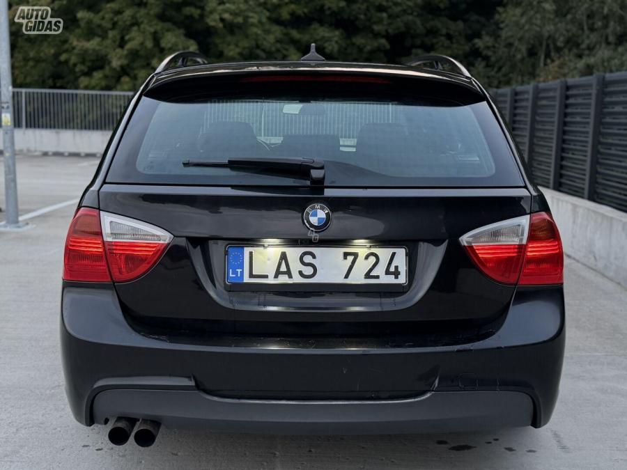 Melns BMW 325 2006 Viļņa, ar dzinēja tilpumu 3.00 L un nobraukumu 442 tūkst. km par 3450 €, foto 7 vietnē AUTOMOTO.COM.LV