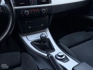 Melns BMW 325 2006 Viļņa, ar dzinēja tilpumu 3.00 L un nobraukumu 442 tūkst. km par 3450 €, foto 12 vietnē AUTOMOTO.COM.LV
