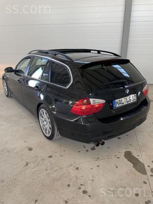Melns BMW 325 2007 Balvi, ar dzinēja tilpumu 3.00 L un nobraukumu 259 tūkst. km par 1350 €, foto 4 vietnē AUTOMOTO.COM.LV