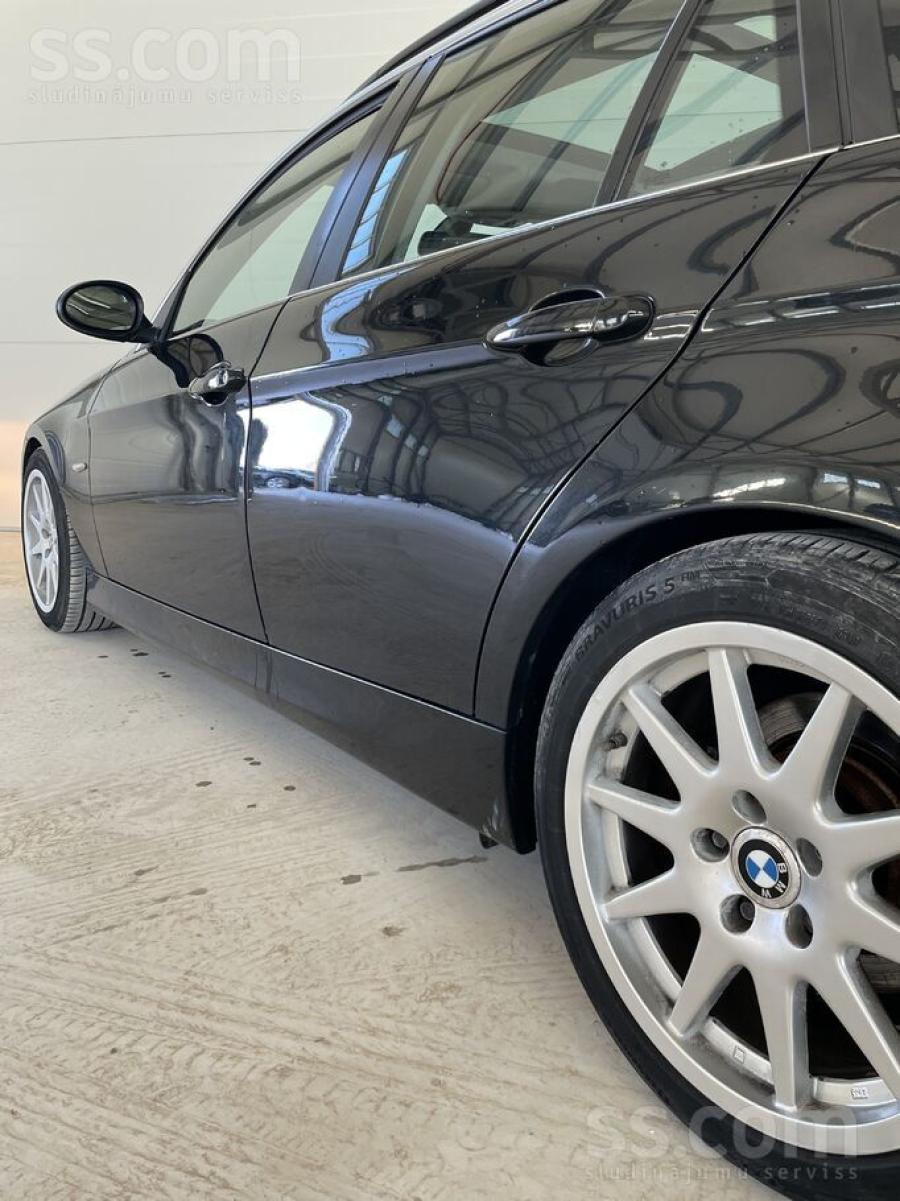 Melns BMW 325 2007 Balvi, ar dzinēja tilpumu 3.00 L un nobraukumu 259 tūkst. km par 1350 €, foto 7 vietnē AUTOMOTO.COM.LV