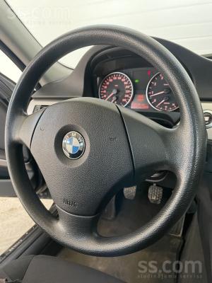 Melns BMW 325 2007 Balvi, ar dzinēja tilpumu 3.00 L un nobraukumu 259 tūkst. km par 1350 €, foto 14 vietnē AUTOMOTO.COM.LV