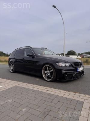 Melns BMW 325 2007 Alūksne, ar dzinēja tilpumu 3.00 L un nobraukumu 356 tūkst. km par 6000 €, foto 5 vietnē AUTOMOTO.COM.LV
