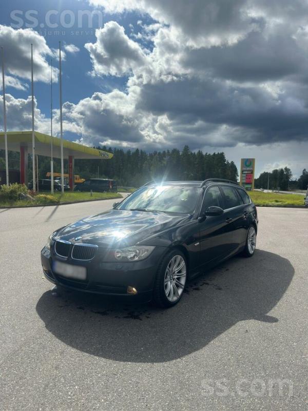 Melns BMW 325 2007 Rīga, ar dzinēja tilpumu 3.00 L un nobraukumu 0 tūkst. km par 4459 €, foto 2 vietnē AUTOMOTO.COM.LV
