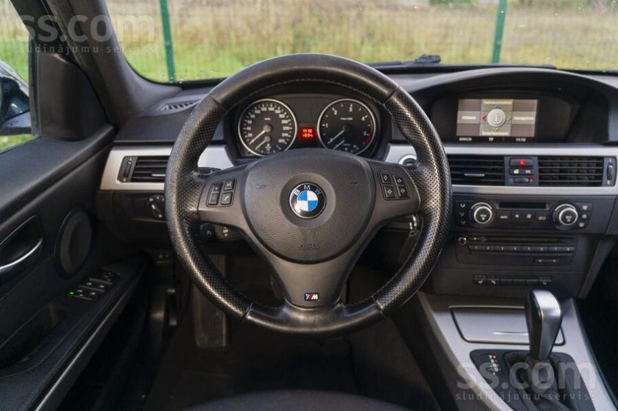 Melns BMW 325 2007 Rīga, ar dzinēja tilpumu 3.00 L un nobraukumu 334 tūkst. km par 5390 €, foto 15 vietnē AUTOMOTO.COM.LV
