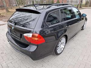 Melns BMW 325 2007 Prienai, ar dzinēja tilpumu 2.99 L un nobraukumu 281 tūkst. km par 4699 €, foto 9 vietnē AUTOMOTO.COM.LV