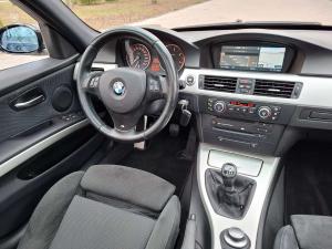 Melns BMW 325 2007 Prienai, ar dzinēja tilpumu 2.99 L un nobraukumu 281 tūkst. km par 4699 €, foto 21 vietnē AUTOMOTO.COM.LV