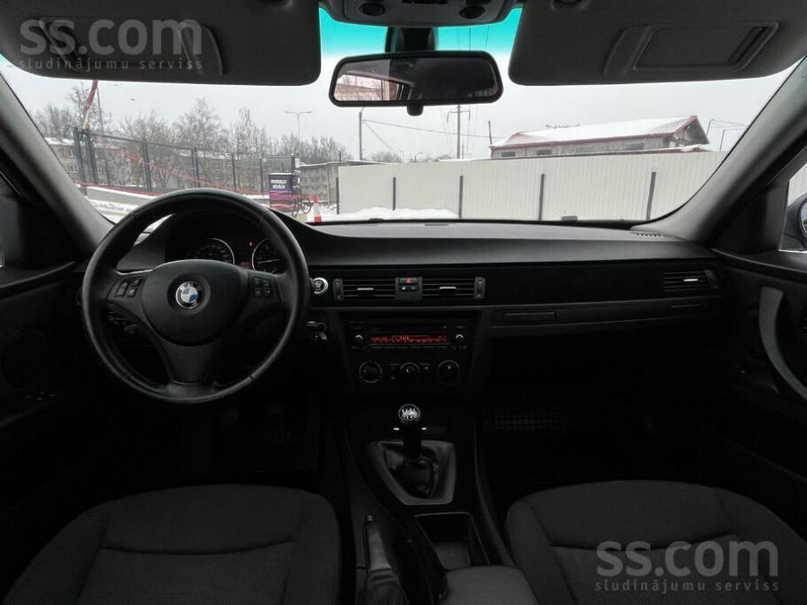 Black BMW 325 2007 in Riga, with an engine capacity of 3.00 L and mileage of 0 thousand km for 3990 €, photo 6 on AUTOMOTO.COM.LV